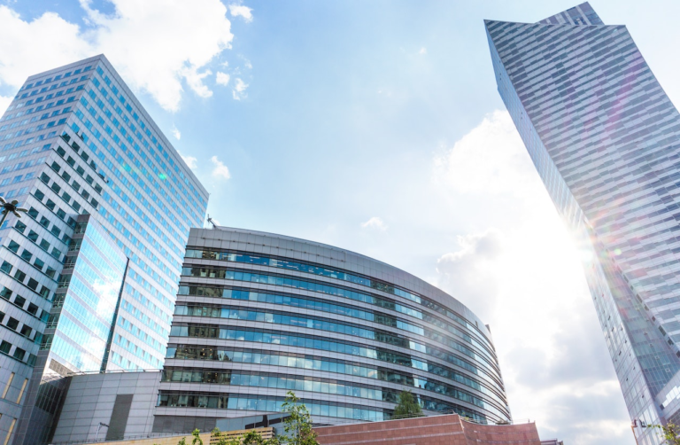 SIAC Model Arbitration Clause: What You Need To Know - Nicolas Tang
